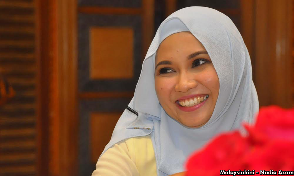 Mahu terus bertudung, Falisha rela pilih akauntan