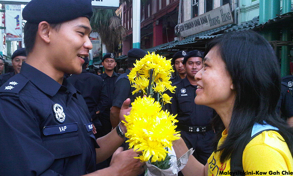 Set up observer panel for Bersih 5, ex-Suhakam man tells cops