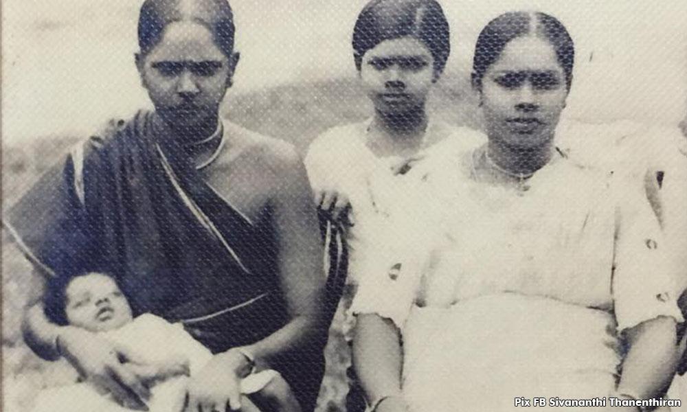 Saree blouses are modern inventions