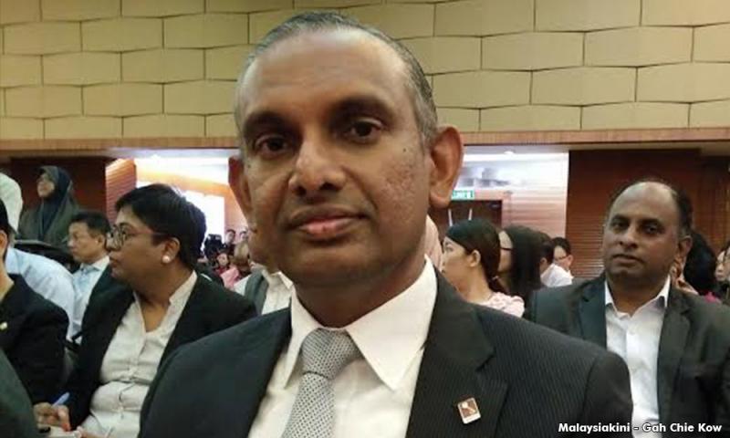 'PKS tercicir, pakej diumum Muhyiddin hanya lengah masalah'