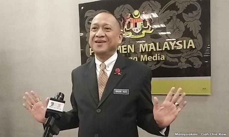 New venue for Dr M-Nazri debate; Azmin jabs Nik Abduh; Pandikar rapped