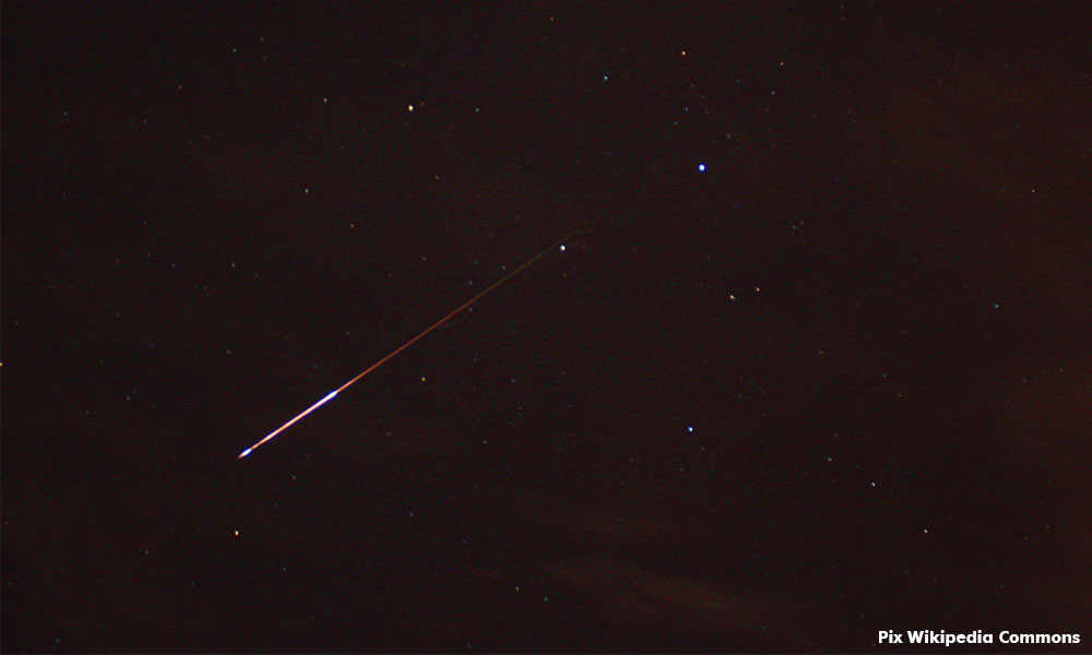 ANGKASA: Batu meteor lintasi ruang udara Sabah