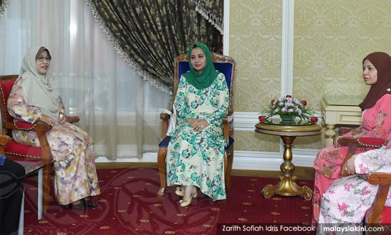 Kuok Foundation donates RM200k to Johor royal fund to help the poor