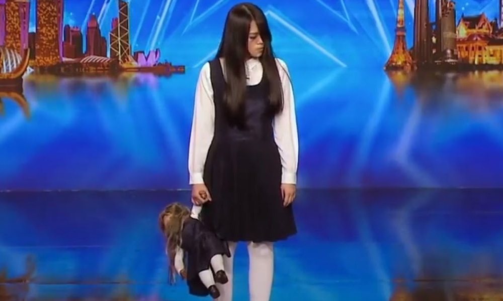 Keunikan The Sacred Riana si juara AGT musim kedua