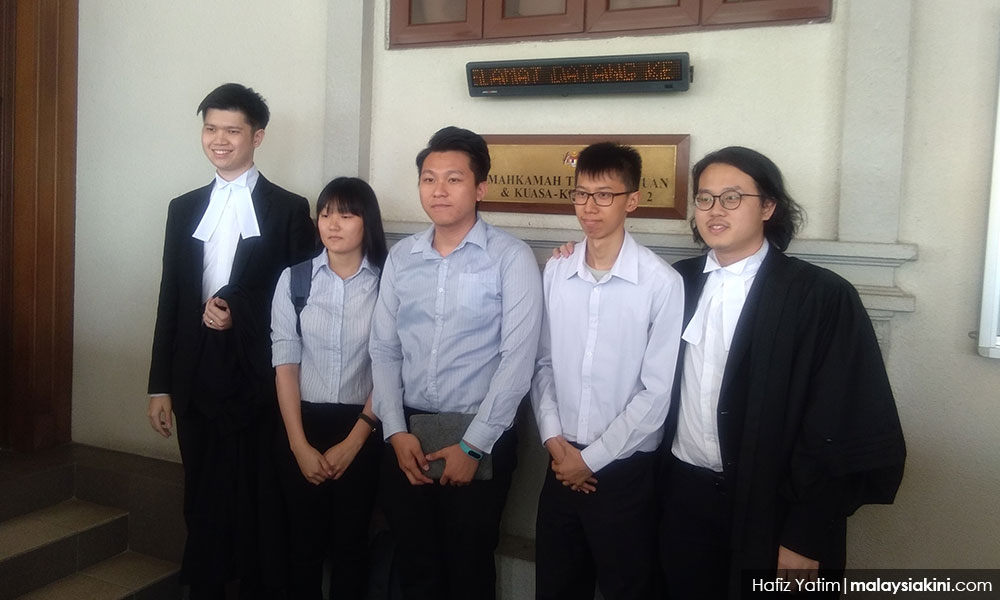 1MDB - court throws out UM's 'stern warning' to students