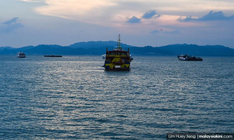 312 passengers stranded on ferry from Langkawi