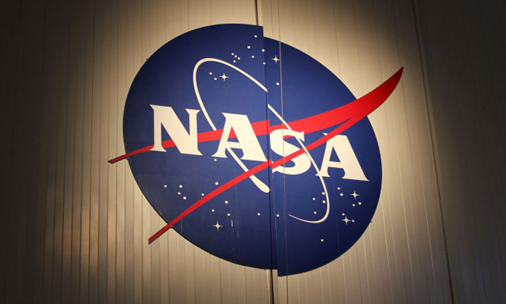 Angkasawan Nasa yang terkandas selamat kembali ke bumi