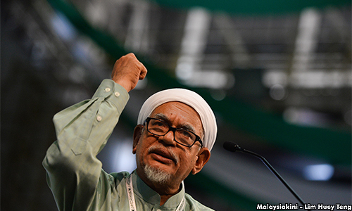 PAS clutching at straws
