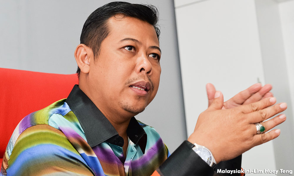 Thanks, Razlan, for admitting Umno leaders enrich themselves